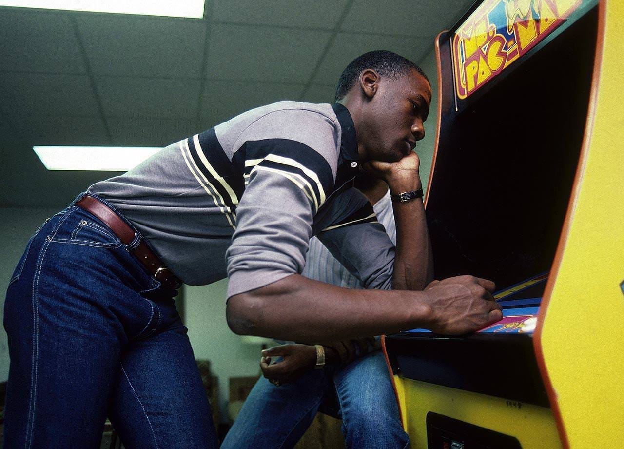 10 sportifs passionnés par les jeux d'arcade - Flex Arcade